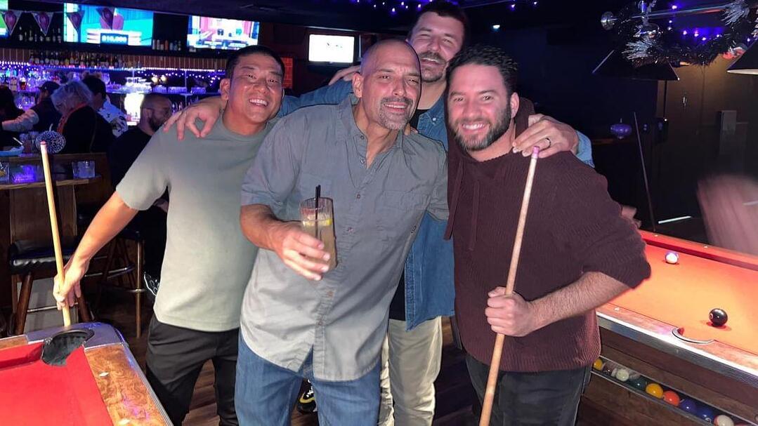 Best Bar To Watch Football West LA - Banter Bar Los Angeles