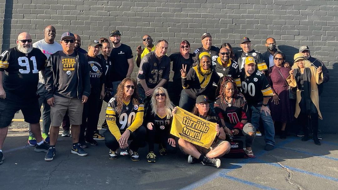 Top 5 Best Bars to Watch Football in Los Angeles